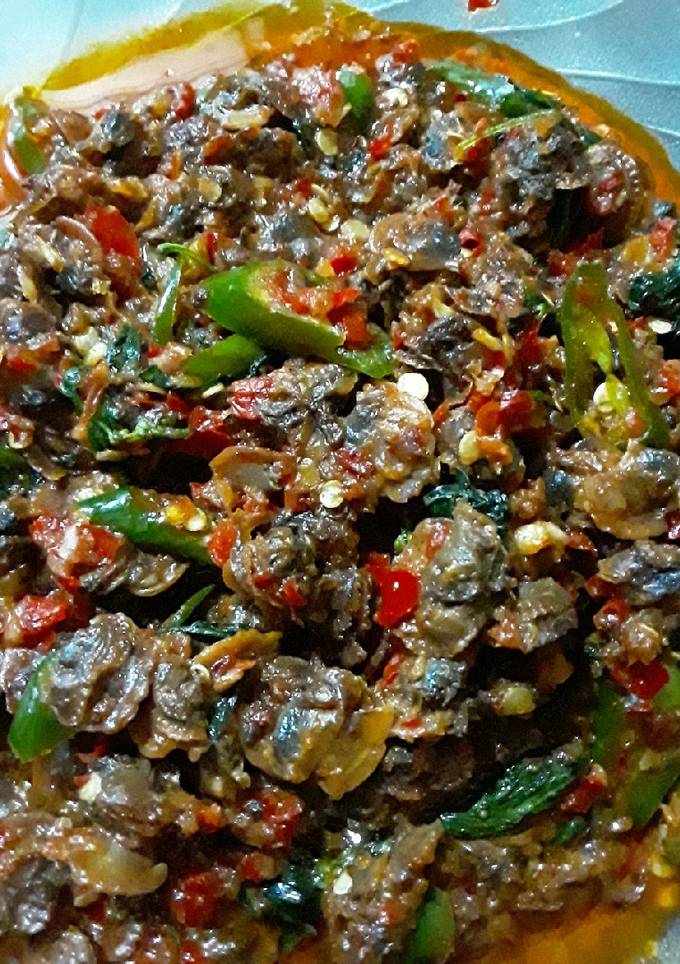 Resep Rica rica kerang cabe hijau kemangi oleh Nunik Nuraini - Cookpad