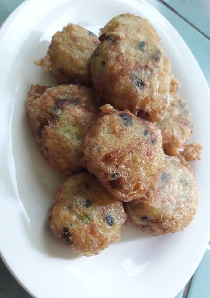Resipi Begedil ayam oleh Saniah Maksin - Cookpad