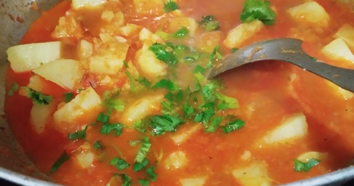 Aloo Ki Rasedar Subji Recipe by Aruna Thapar - Cookpad