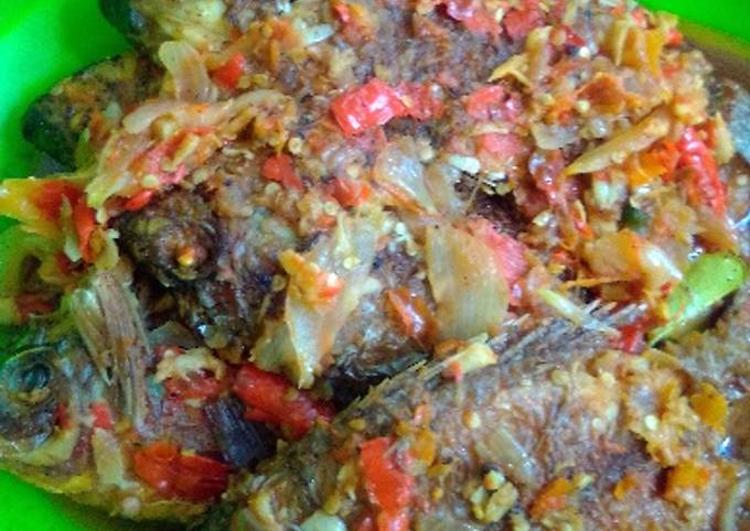 Resep Ikan Nila Balado oleh 🍜My Kitchen🍜 - Cookpad