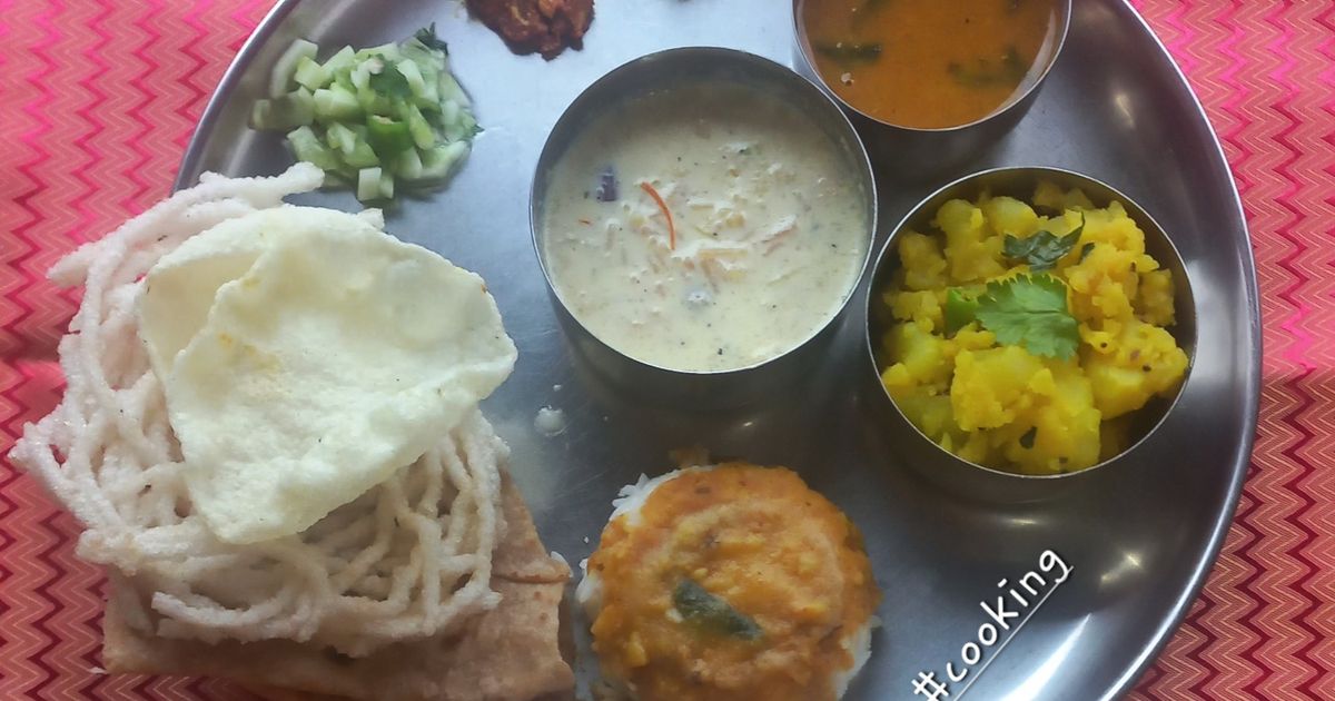 Maharashtrian Thali Recipe by Prachi Phadke Puranik - Cookpad
