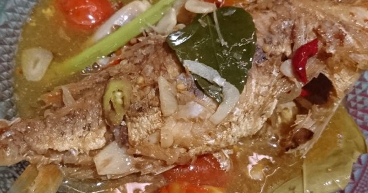 Resep Asam-asam ikan bawal oleh mustika devi agustina - Cookpad
