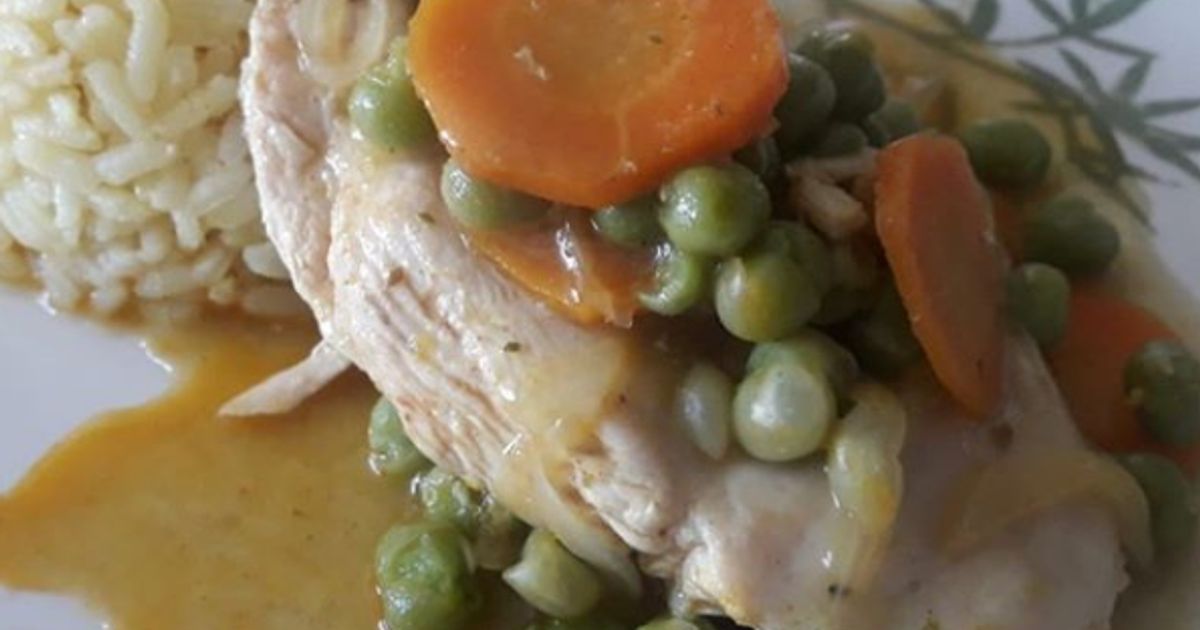 Pechuga De Pollo Arvejado Y Arroz Con Champiñón Recipe by Hernán Cocina - Cookpad