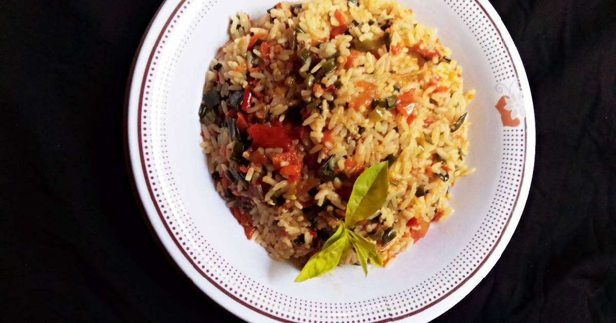 Jollop Rice Recipe by Hadiza Badarawa - Cookpad