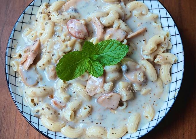 Resipi Creamy Macaroni Carbonara (Pasta) oleh Sesimple Loralin - Cookpad