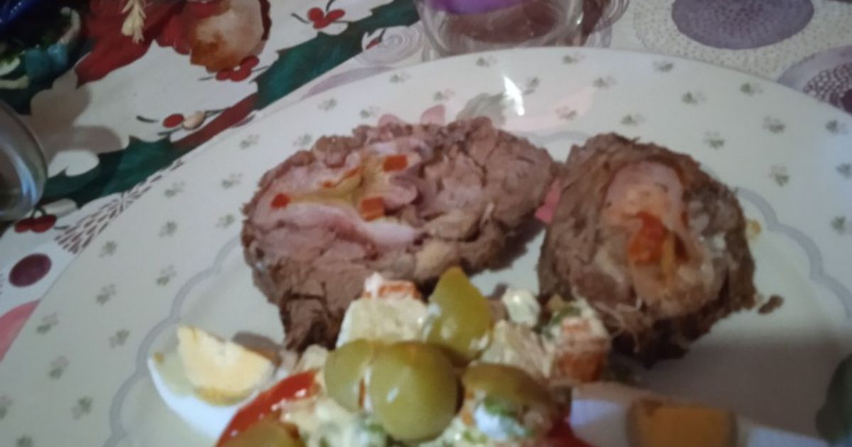 Pulpón Relleno De Jamón, Panceta, Queso, Morrón, Y Aceitunas Receta de ...