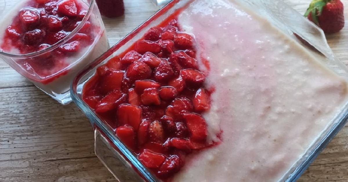 Strawberry 🍓 Pudding 🍮 Recipe by renu bhasin - Cookpad