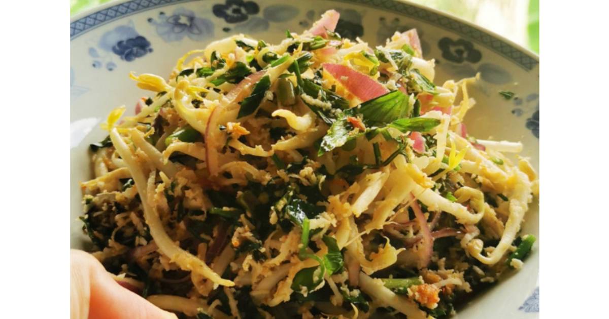 Resipi Kerabu daun selom oleh Mommy Zie - Cookpad