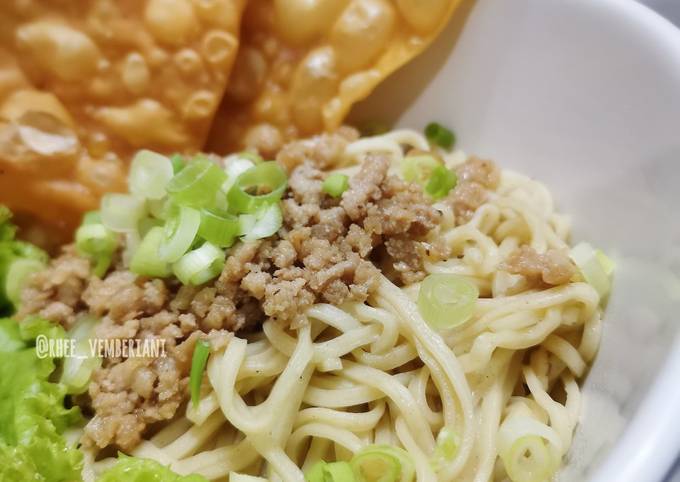 Resep Cwie Mie Malang oleh Rhee - Cookpad