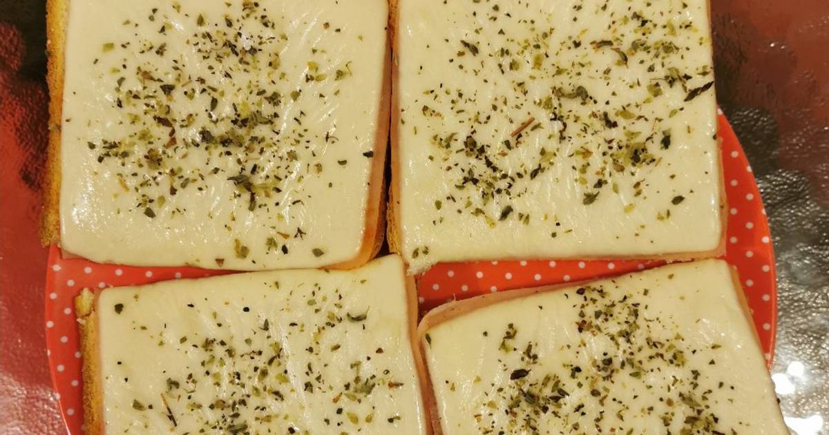 Pizzitas con Pan de Molde Receta de Veronica Rivera Calderon- Cookpad