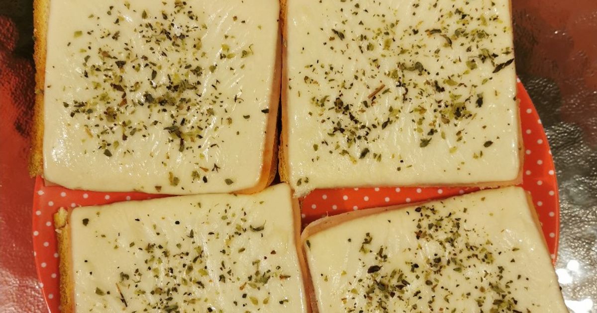 Pizzitas Con Pan De Molde Receta de Veronica Rivera Calderon- Cookpad