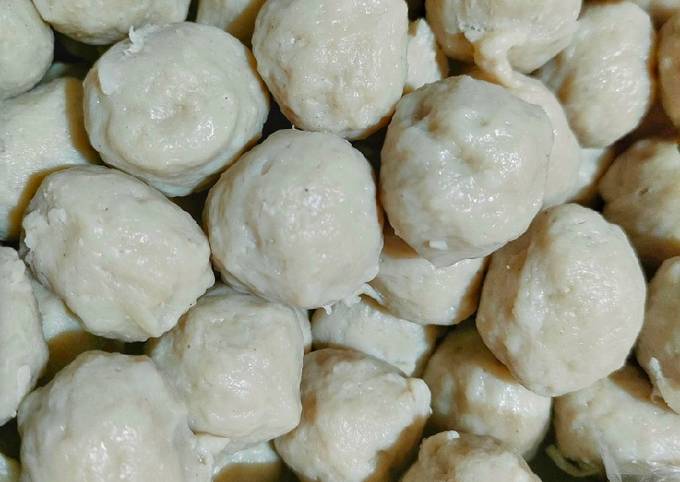 Resep Bakso sapi mix ayam oleh Ilmira Cooking - Cookpad