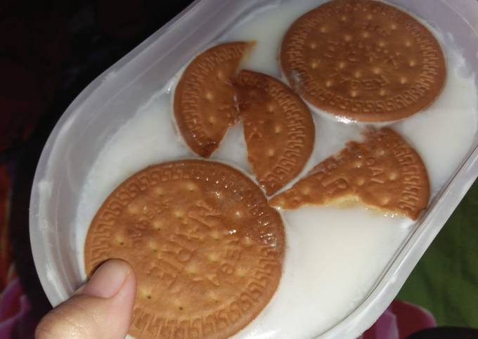 Resep Puding Susu Regal oleh Anisa Sundarti - Cookpad