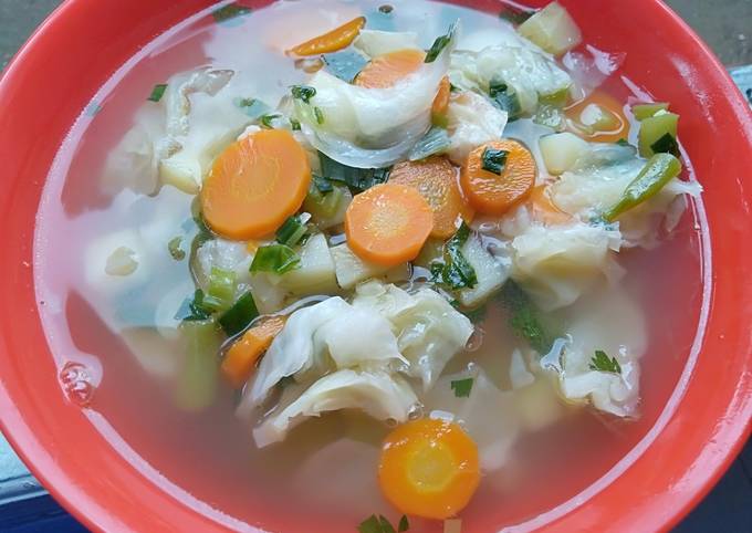 Resep Sayur Sop oleh roin ningtyas - Cookpad