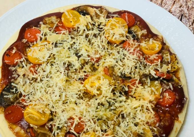 Resep Pizza Rumahan oleh Roro Woelan - Cookpad
