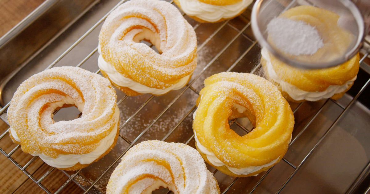 How To Make Crullers (Homemade Choux Pastry Donuts, Deep Fried Donuts ...