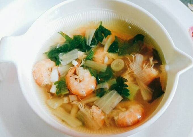 Resep Sup Udang Simple (MPASI 10m+) oleh Refichanu - Cookpad