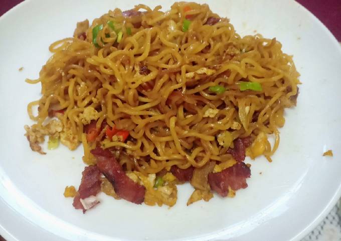 Resep Mie goreng smoked beef oleh Anggita - Cookpad
