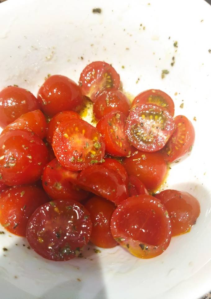 Tomates Cherry con orégano y aceite de oliva Receta de adriana- Cookpad
