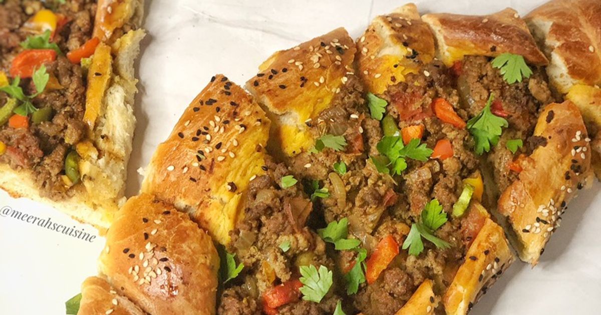 Turkish Pide Recipe by Meerah's Cuisine - Cookpad
