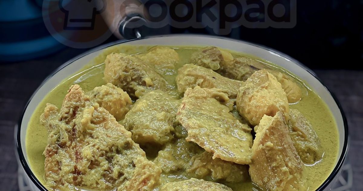 Resipi Gulai Pisang Muda Ikan Masin oleh Aznie Khasri - Cookpad