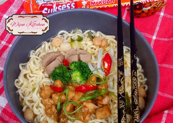 Resep Mie Rebus Instan oleh Nila Suteja - Cookpad