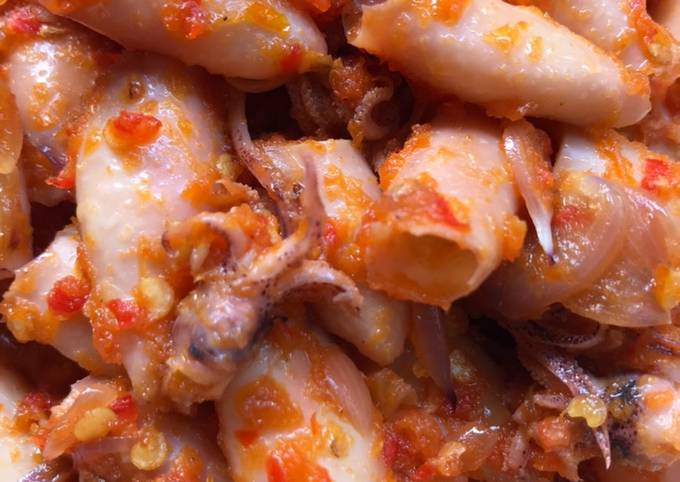 Resep Baby Cumi Balado oleh Tasty by Deo - Cookpad