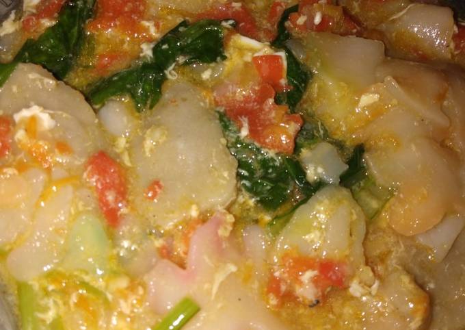 Resep Seblak kerupuk dan baso oleh Vina Septiana - Cookpad