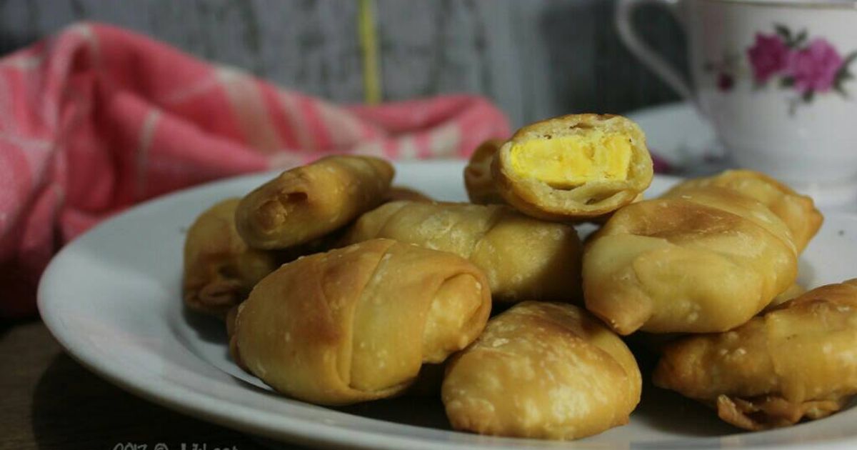 Resep Molen Ubi Mini (#Pr Gorengan) oleh Mariana Chika - Cookpad