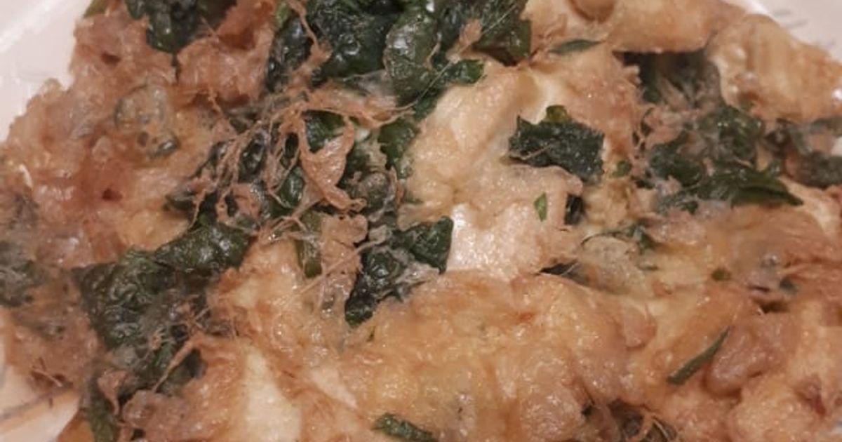 Resep Telur Dadar Kriwil Isi Tahu Daun Melinjo oleh ghinaya - Cookpad