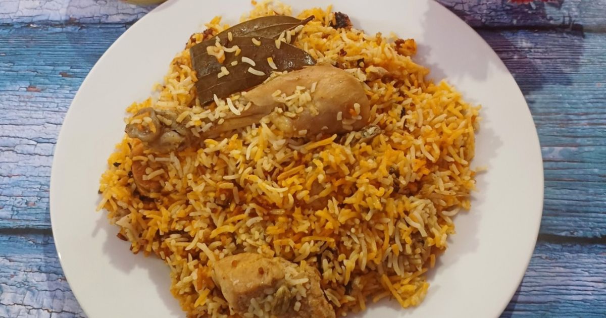 Lucknowi Chicken Biryani Recipe by ZMA - Cookpad