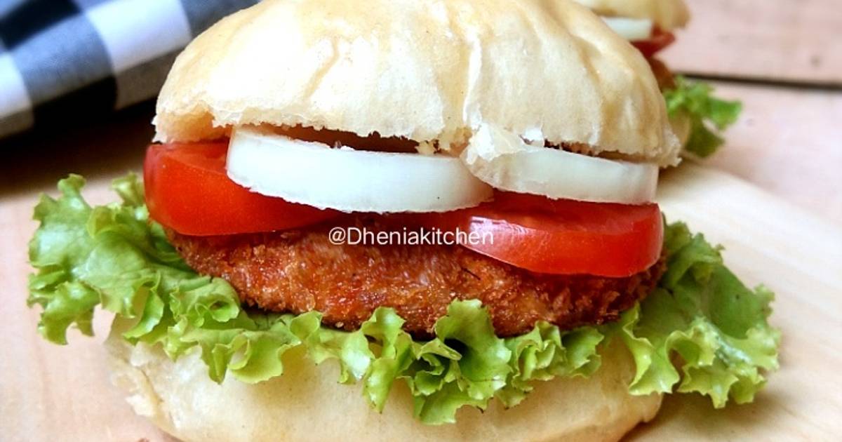 Resep Burger nugget ayam homemade 🍔 oleh Dhenia zhaier 🆕 - Cookpad