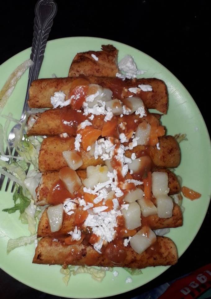 Tacos rojos (san luis potosi) Receta de edite_val- Cookpad