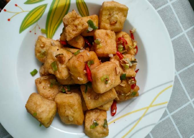Resep Tahu crispy cabe garam oleh Mamchi Kitchen Dee Dhesy - Cookpad