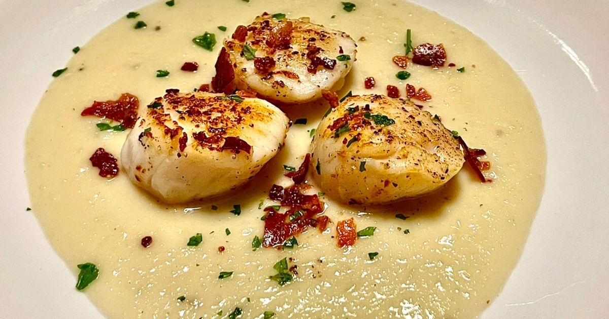 Ricetta Capesante Su Crema Di Topinanbur E Patate, Con Pancetta ...
