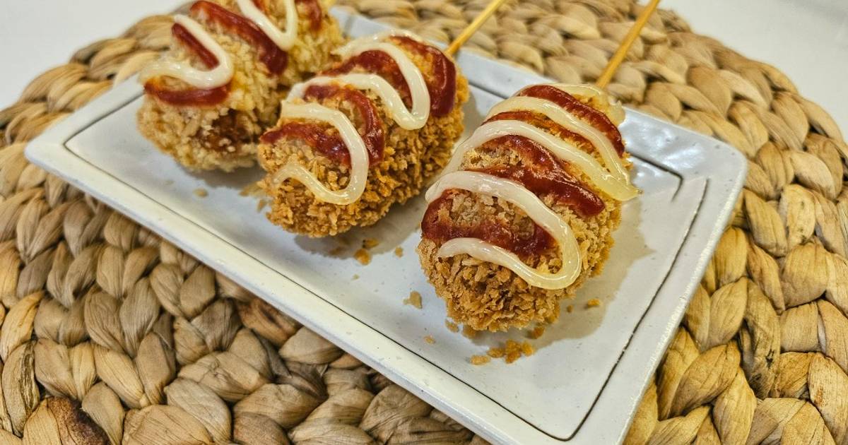 Resep Corndog sosis oleh momo’s kitchen - Cookpad