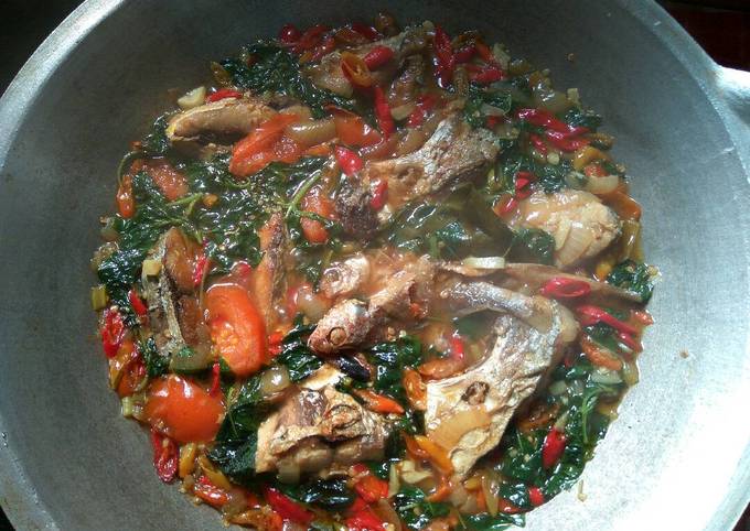 Resep Ikan Trakulu Bumbu Cabai oleh Wiwit Wulan Yuniati - Cookpad