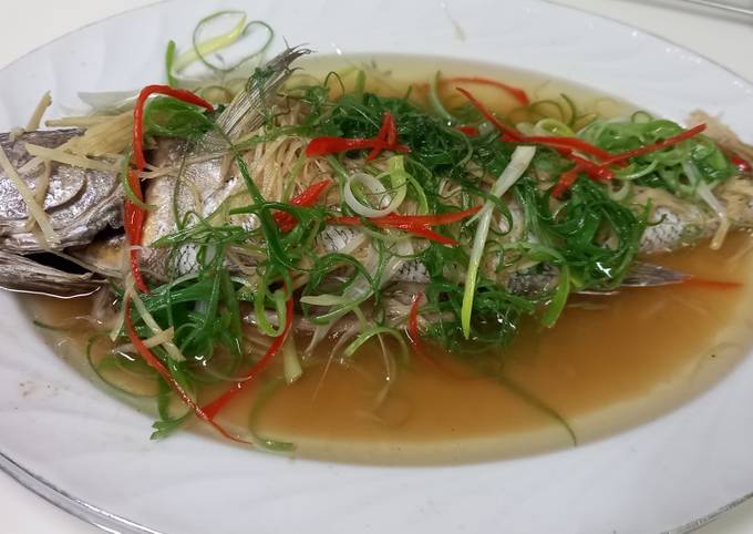 Resep FISH STEAM ala Chinese food oleh Mom's Adnan - Cookpad