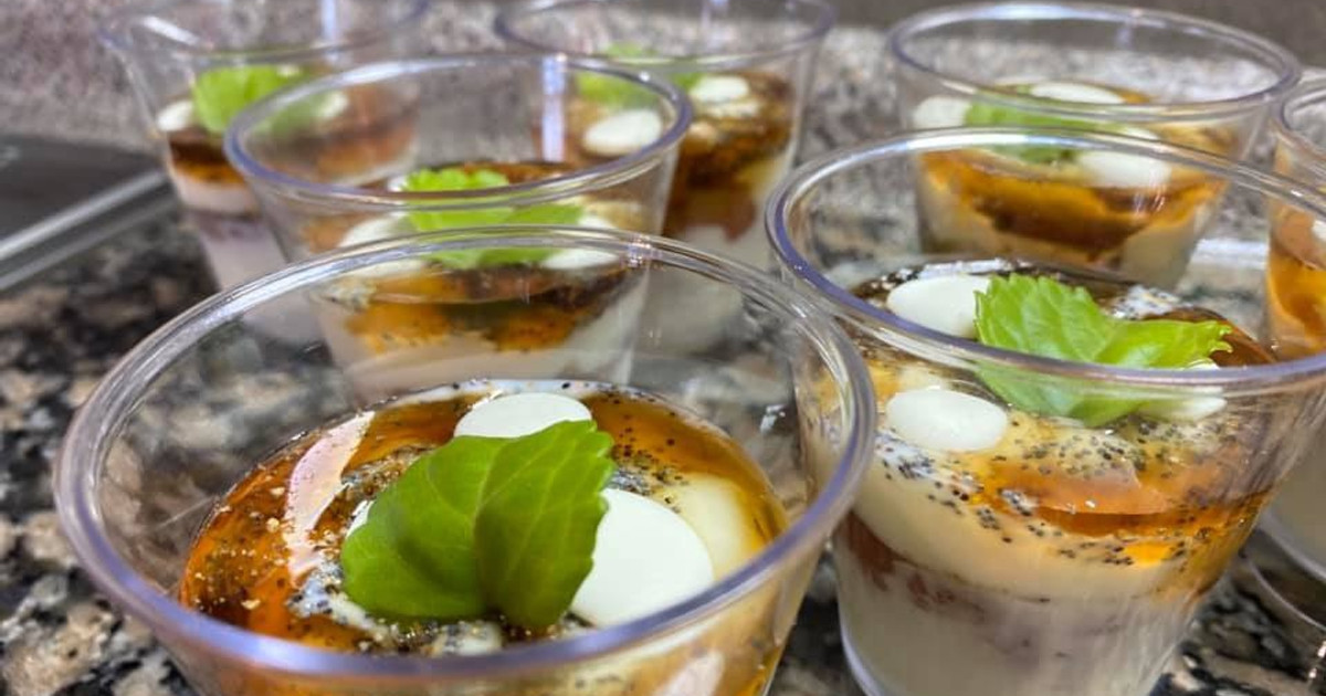 Postre De Yogurt Y Chocolate Blanco Receta de Nicole Moller ...