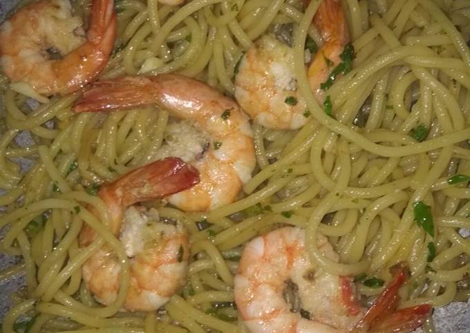 Resep Prawn Aglio e Olio oleh Riski Meisa Putri - Cookpad