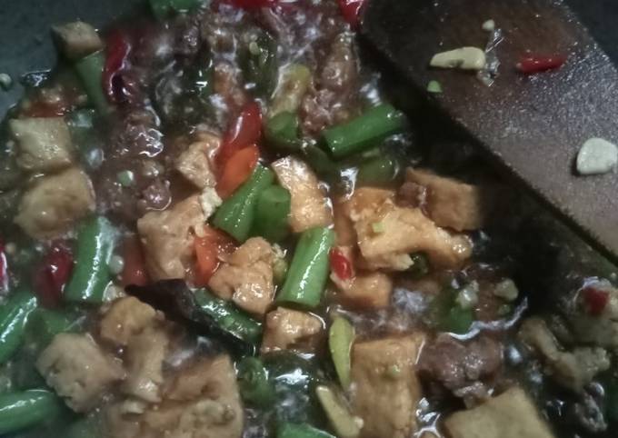 Resep Asem - asem daging sapi buncis oleh A Tika - Cookpad