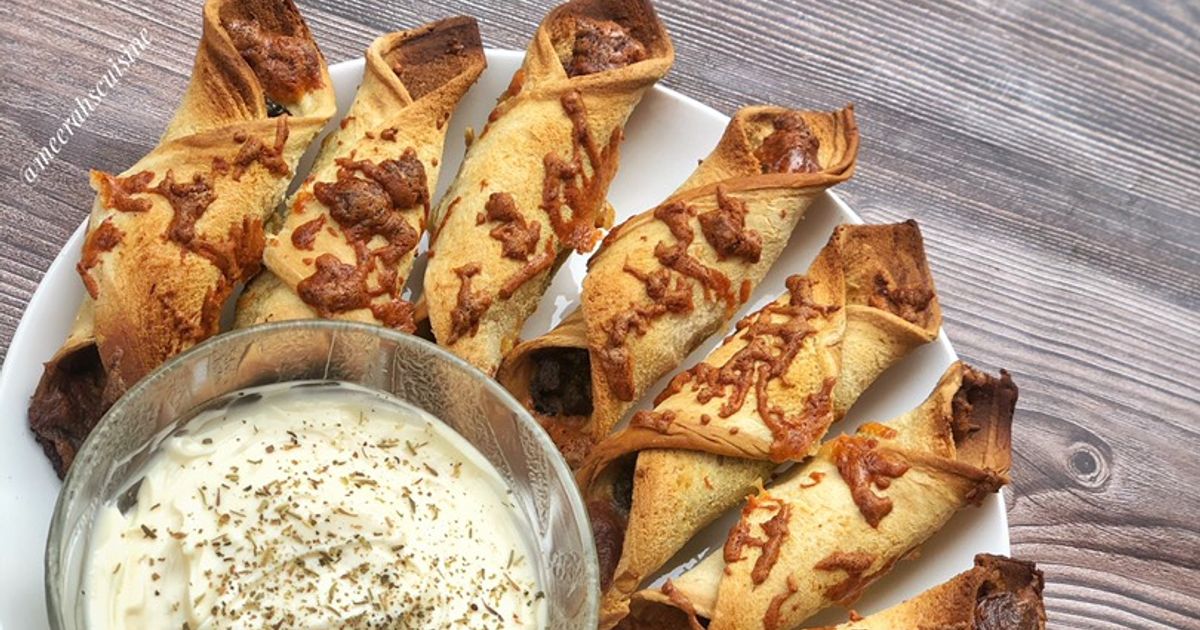 Bread Cone Recipe by Meerah's Cuisine - Cookpad
