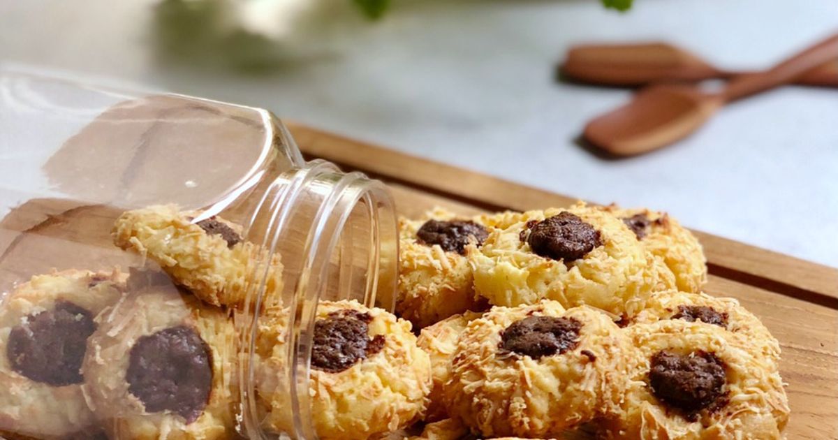 Resep nutella thumbprint nutella cookies rumahan enak dan mudah - Cookpad