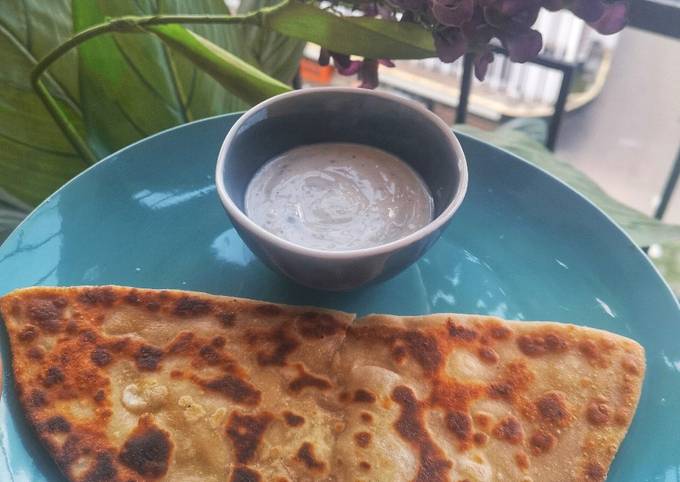 Aloo roti Paratha Recipe by Sadaf Abdul Karim - Cookpad