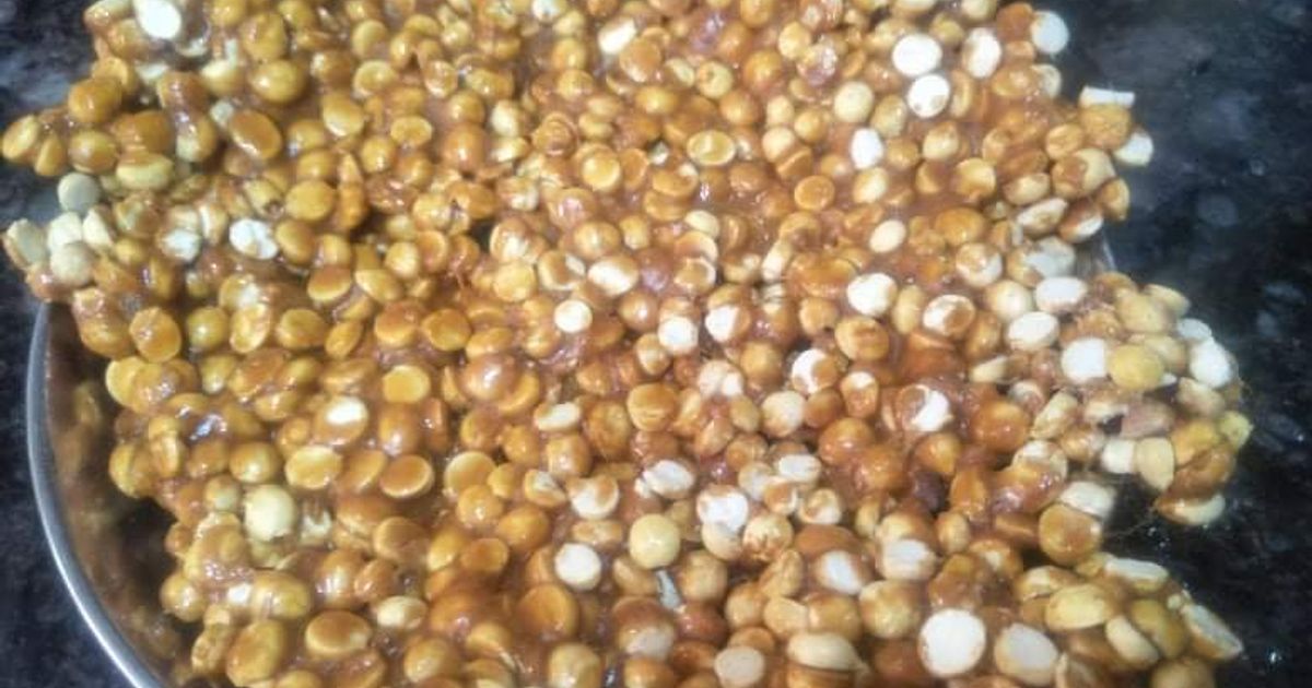 भुने चने की चिक्की (Bhune Chane Ki Chikki Recipe In Hindi) रेसिपी बनाने ...