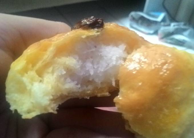 Resep Roti isi Kelapa oleh Tata Intan - Cookpad