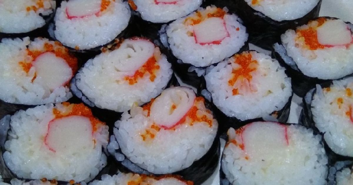 Resep Sushi Isi Crab Stik And Tobiko(ala Ala) oleh maria crishtabella ...