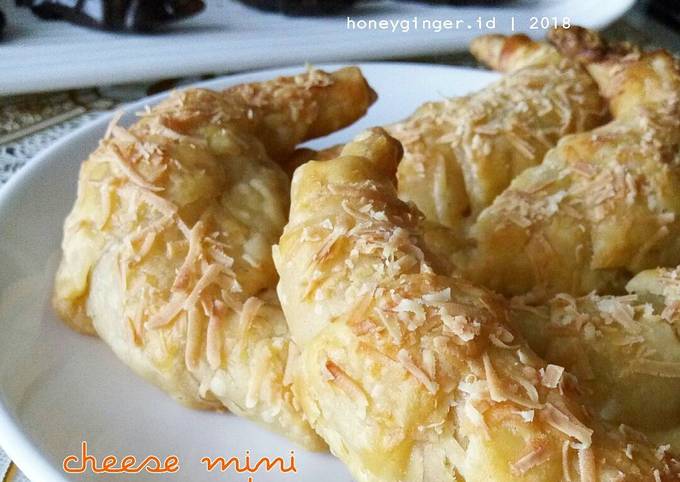 Resep Choco -Cheese Mini Croissant oleh Sintani Efka - Cookpad