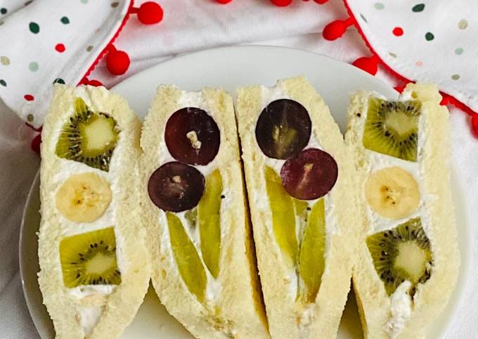 Resep 66. Sando Fruit Sandwich Simpel oleh Shanty Bambang - Cookpad