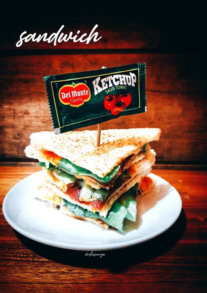 Resep Sandwich Isi Smoked Beef oleh Ikasoerya - Cookpad